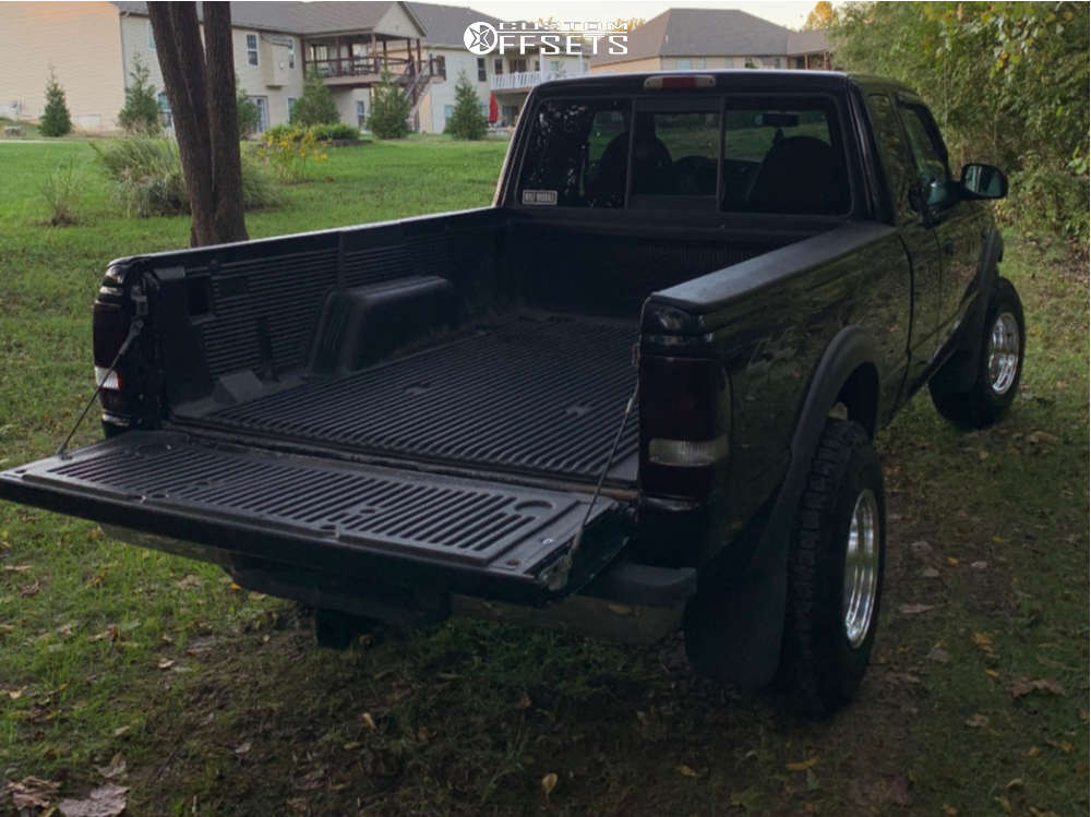 2000 Ford Ranger with 15x10 -43 Pro Comp 1069 and 31/10.5R15 Eldorado ...