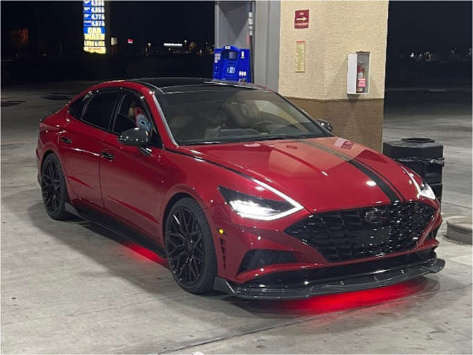 2020 Hyundai Sonata with 20x8.5 35 Shift Spring and 245/35R20 Lexani Lx ...
