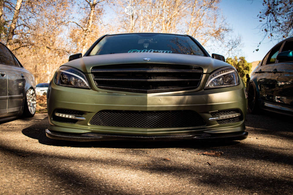2011 Mercedes-Benz C300 with 18x8.5 45 Rotiform Blq and 225/35R18 ...