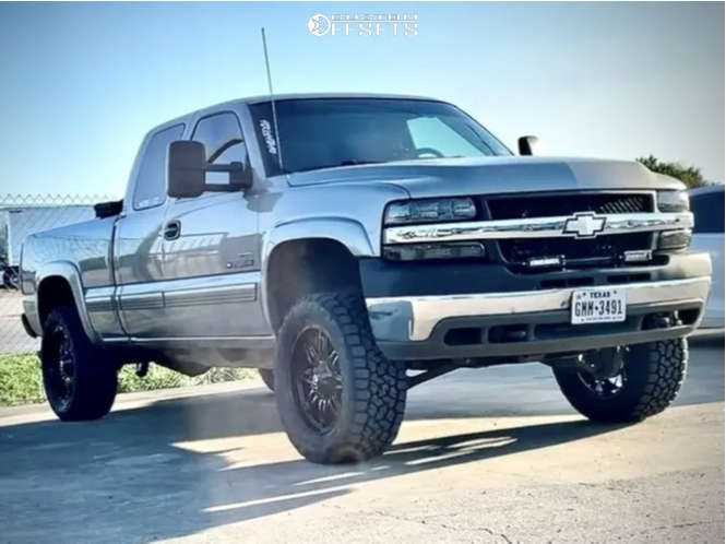 2002 Chevrolet Silverado 2500 HD with 20x10 -24 Fuel Hostage D625 and ...