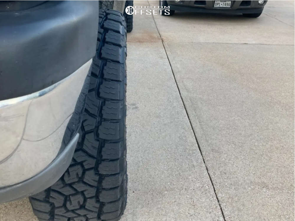 2002 Chevrolet Silverado 2500 HD with 20x10 -24 Fuel Hostage D625 and ...