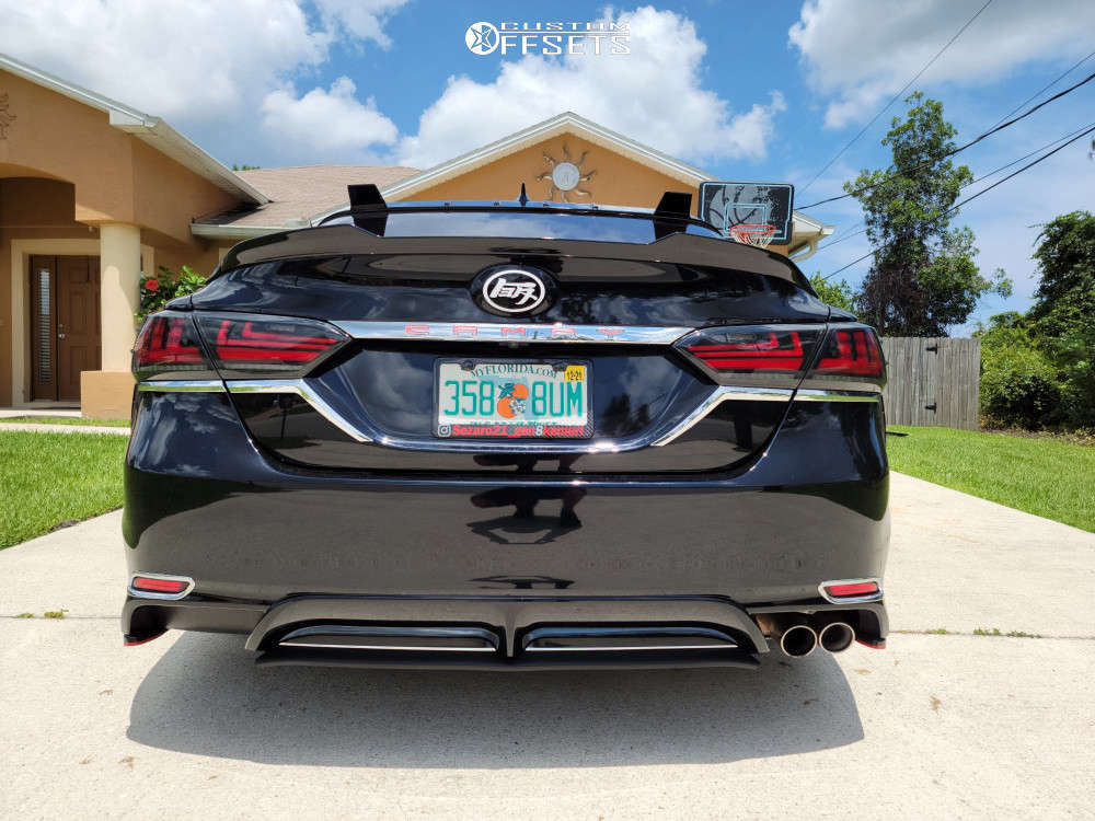 2020 Toyota Camry with 18x9.5 38 F1R F29 and 235/45R18 Bridgestone ...