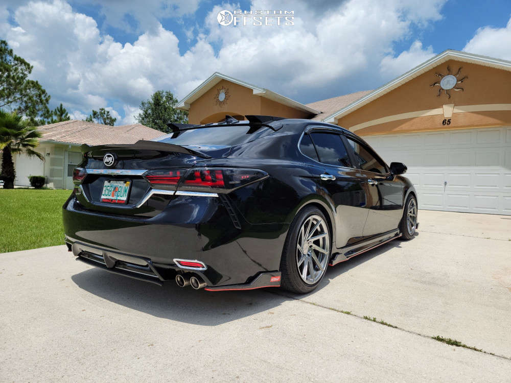 2020 Toyota Camry with 18x9.5 38 F1R F29 and 235/45R18 Bridgestone ...