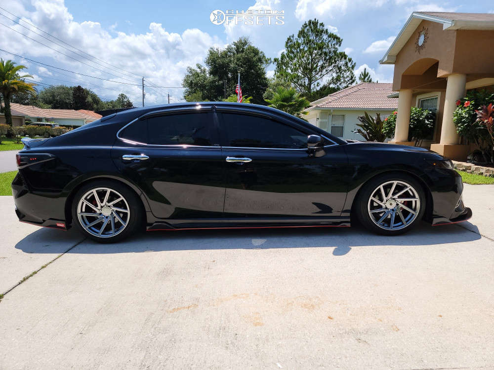 2020 Toyota Camry with 18x9.5 38 F1R F29 and 235/45R18 Bridgestone ...