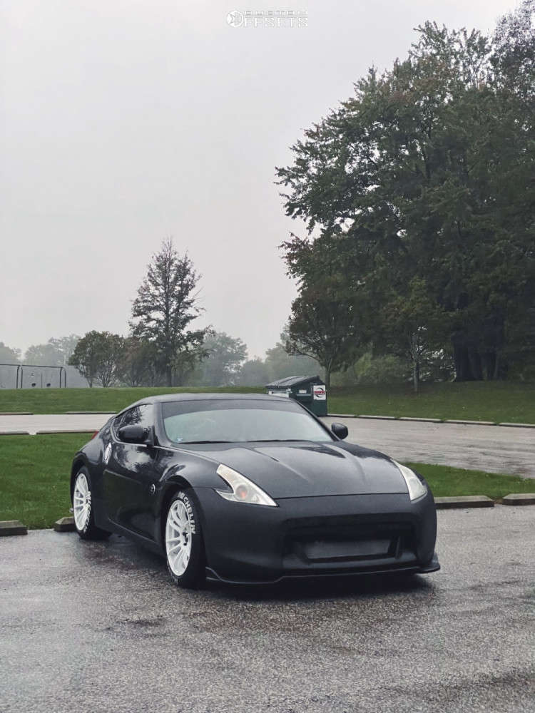 2009 Nissan 370Z Wheel Offset Nearly Flush Stock | 1935259 | Custom Offsets