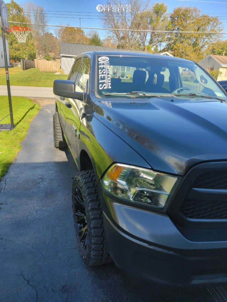 2014 Ram 1500 with 20x10 -25 Ultra Scorpion and 33/12.5R20 Americus ...