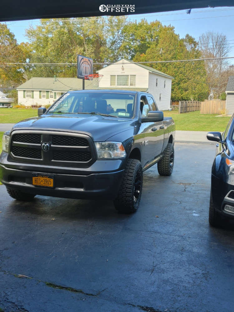 2014 Ram 1500 with 20x10 -25 Ultra Scorpion and 33/12.5R20 Americus ...
