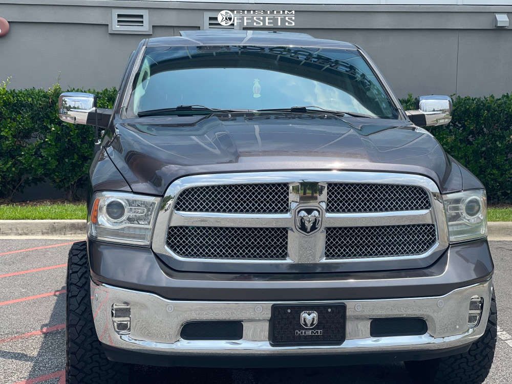 2016 Ram 1500 with 22x12 -44 Axe Offroad Artemis and 33/12.5R22 Venom ...