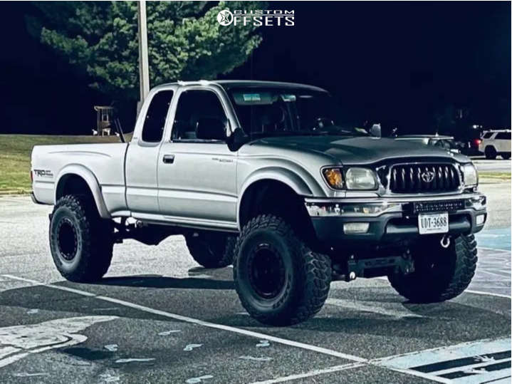 2001 Toyota Tacoma with 15x10 -38 American Racing Ar201 and 35/12.5R15 ...