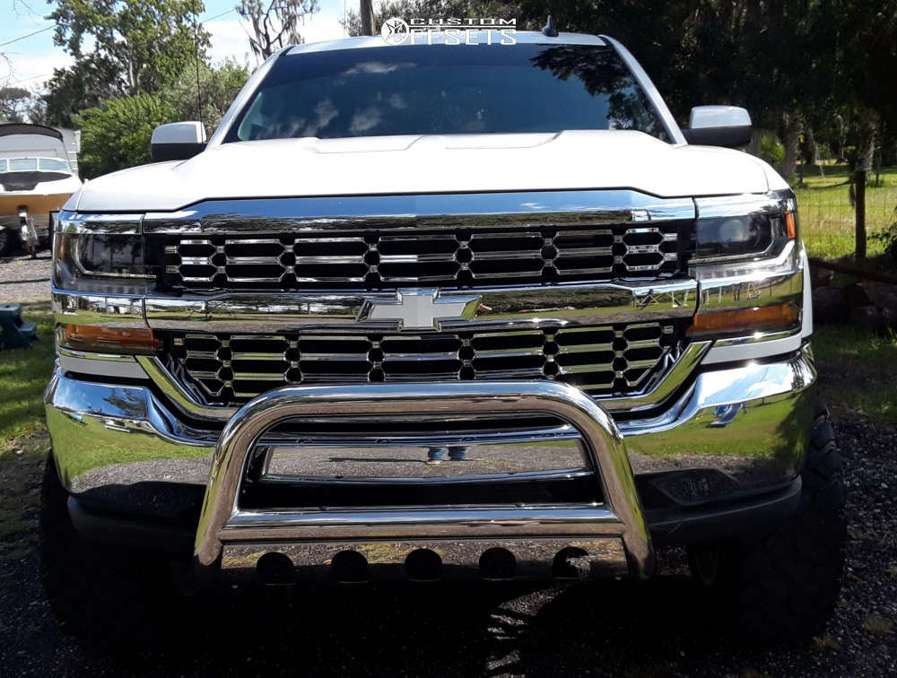 2018 Chevrolet Silverado 1500 with 20x12 -57 Vision Spyder and 35/12 ...