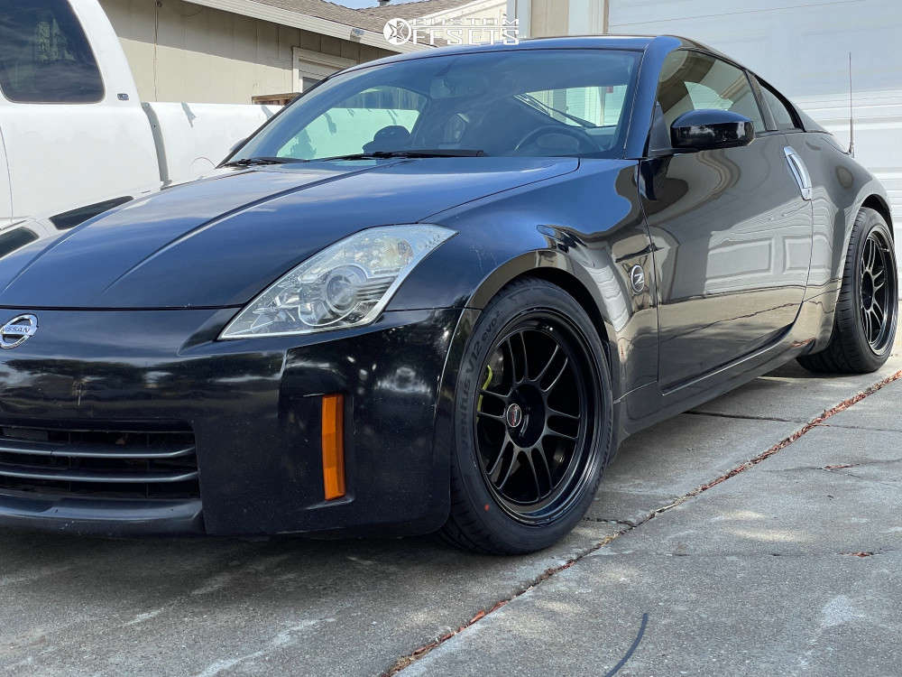 2006 Nissan 350Z Wheel Offset Flush Stock | 1938970 | Custom Offsets
