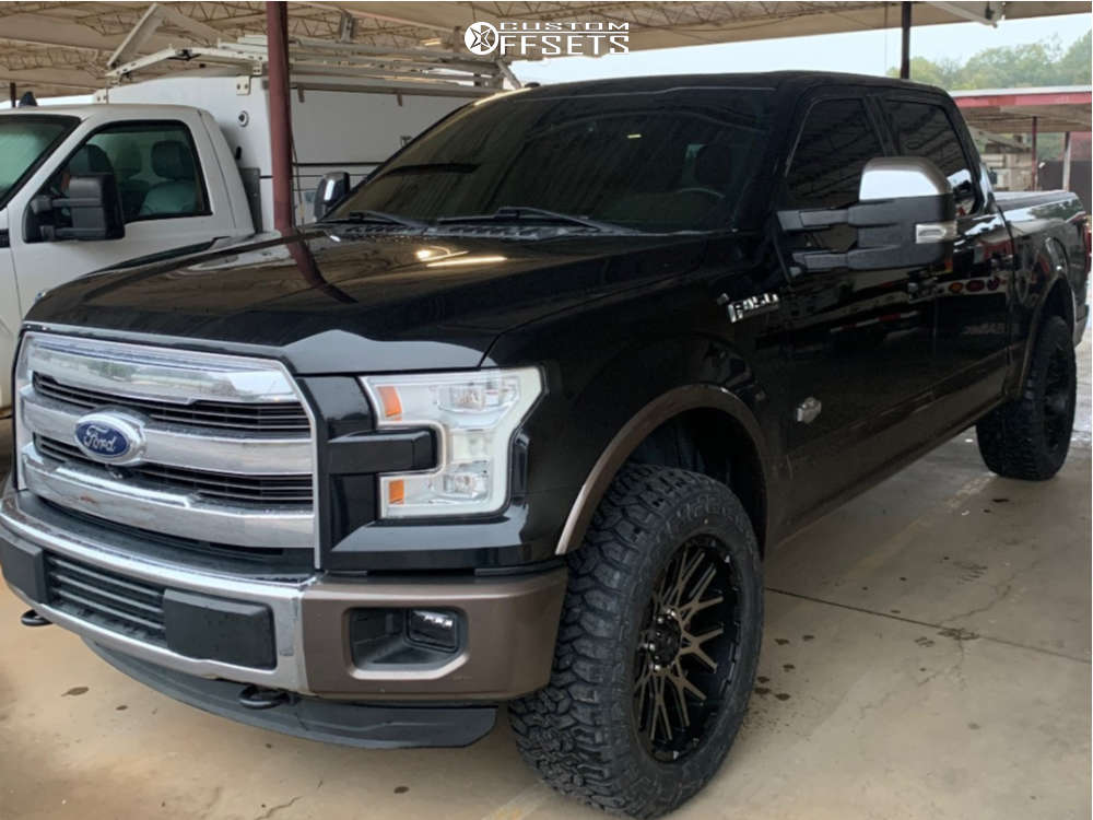 2015 Ford F-150 with 20x9.5 20 V-Rock Recoil and 305/55R20 Fury Offroad ...