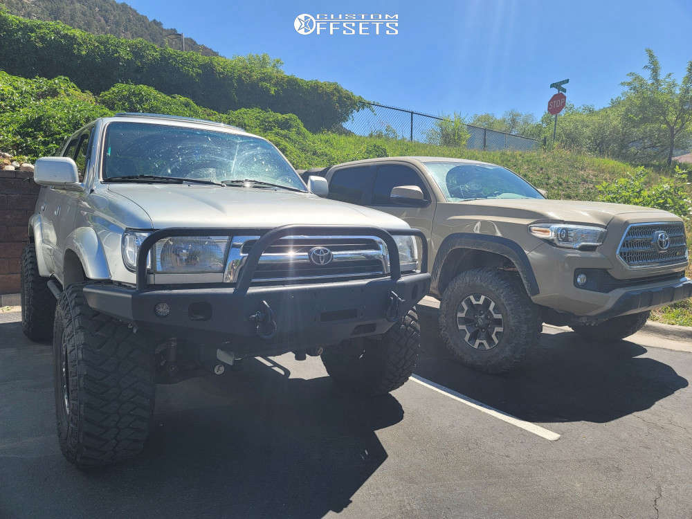 2000 Toyota 4Runner with 16x10 -44 Pro Comp Series 252 and 315/75R16 ...