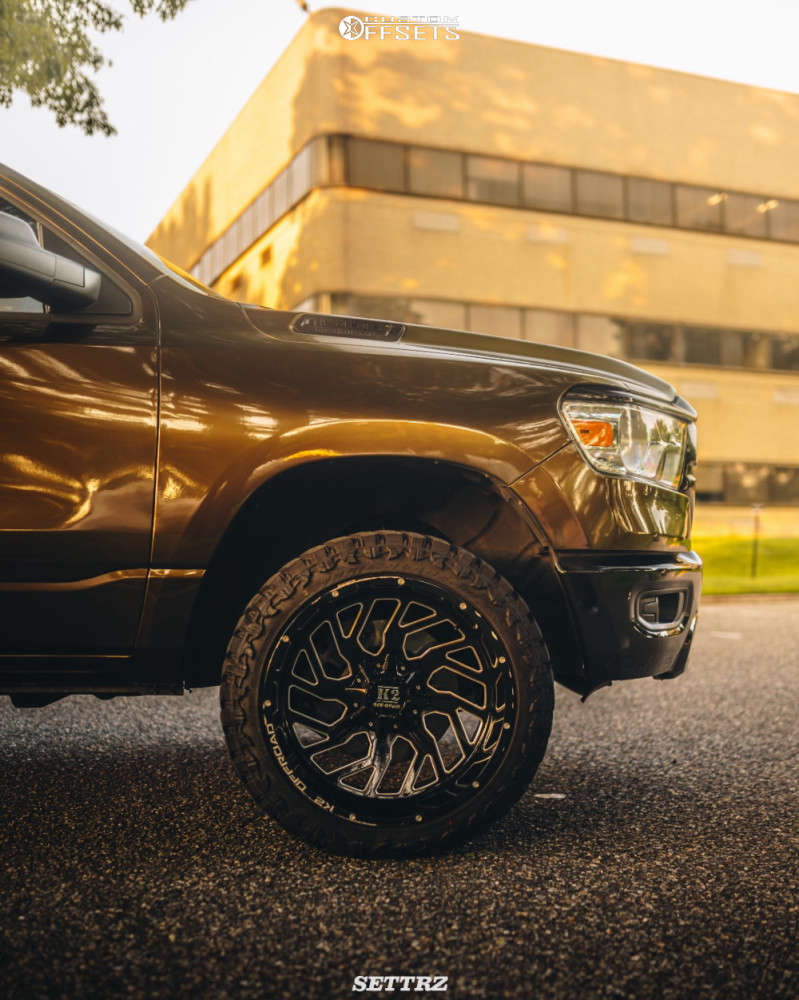 2020 Ram 1500 with 22x12 -44 K2 Offroad Shockwave and 33/12.5R22 Atturo ...