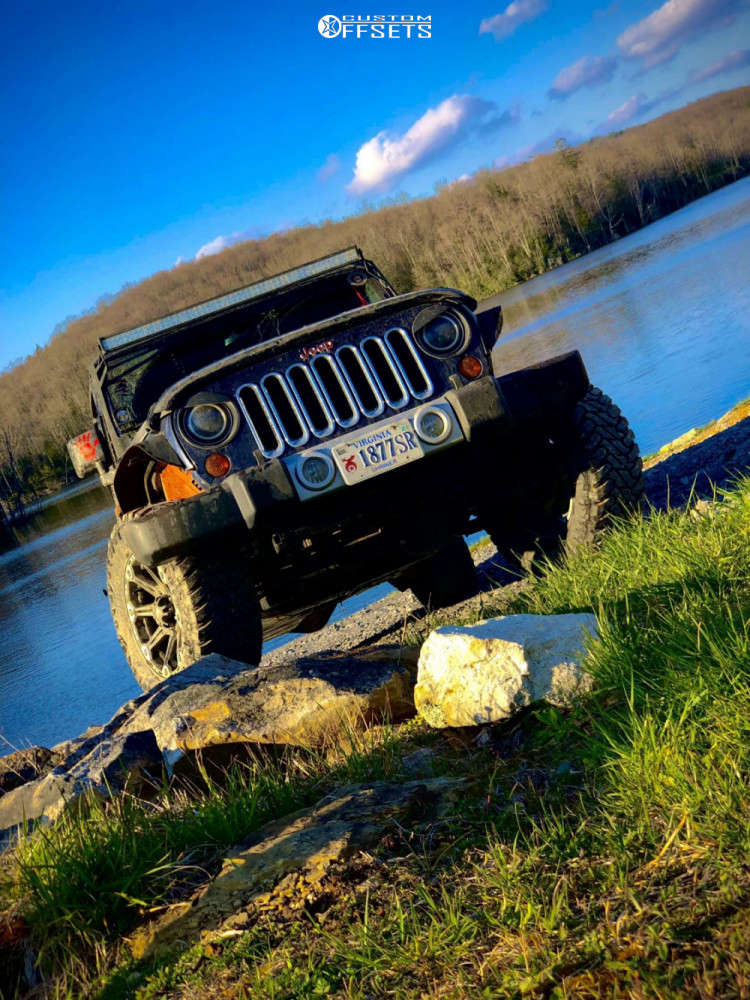 2013 Jeep Wrangler with 18x5.5 9.5 Dick Cepek Torque and 33/12.5R18 ...