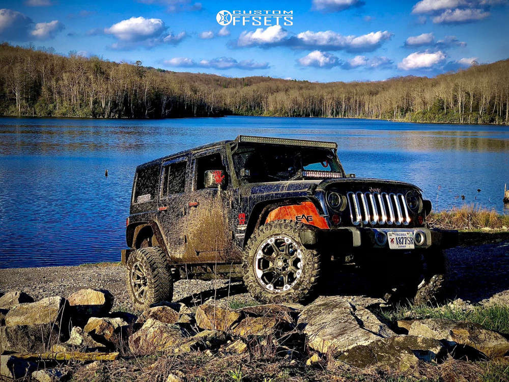 2013 Jeep Wrangler with 18x5.5 9.5 Dick Cepek Torque and 33/12.5R18 ...