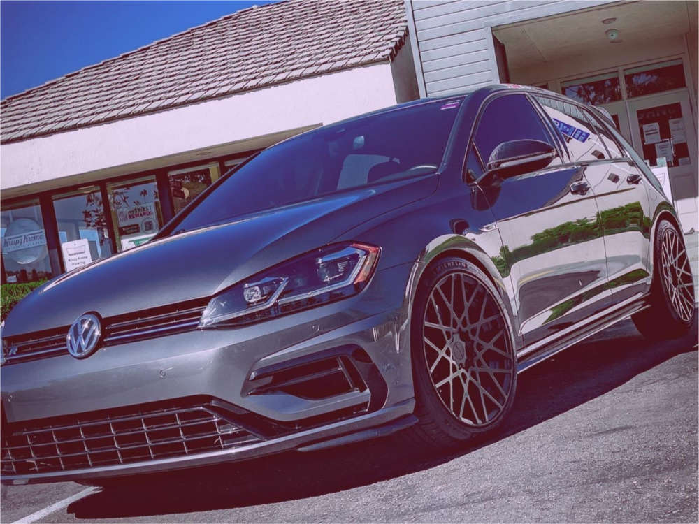 2019 Volkswagen Golf R Wheel Offset Flush Stock | 1945151 | Custom Offsets