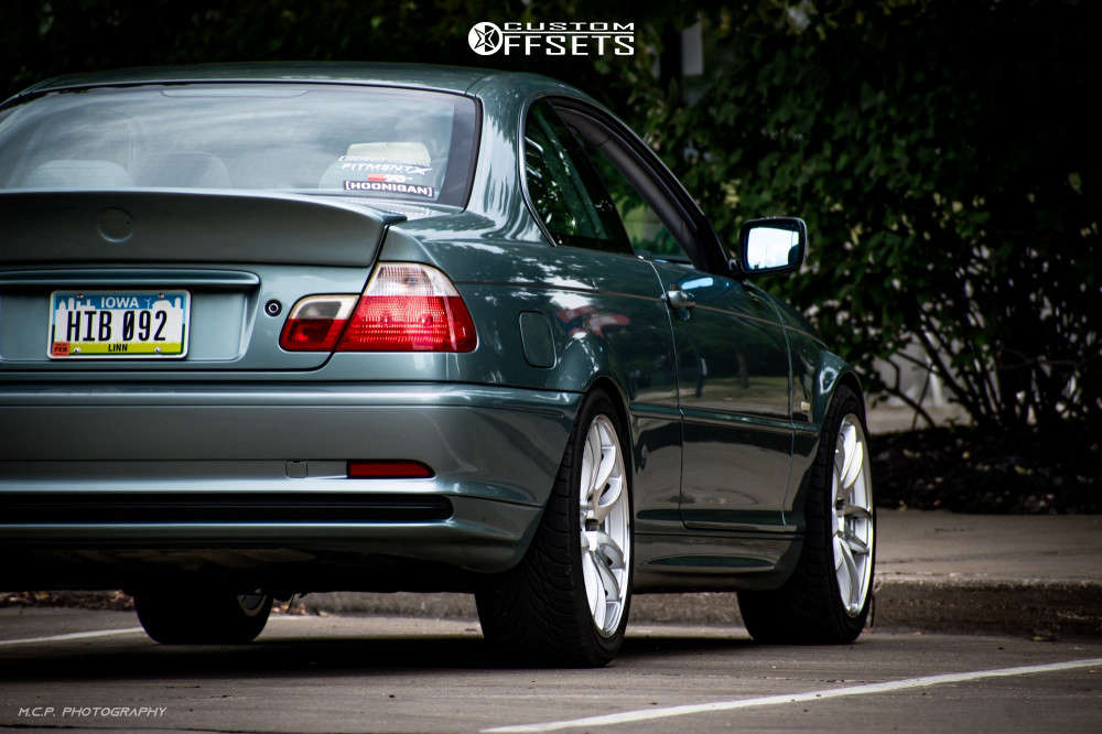 2003 BMW 325Ci Wheel Offset Flush Stock | 1945428 | Custom Offsets