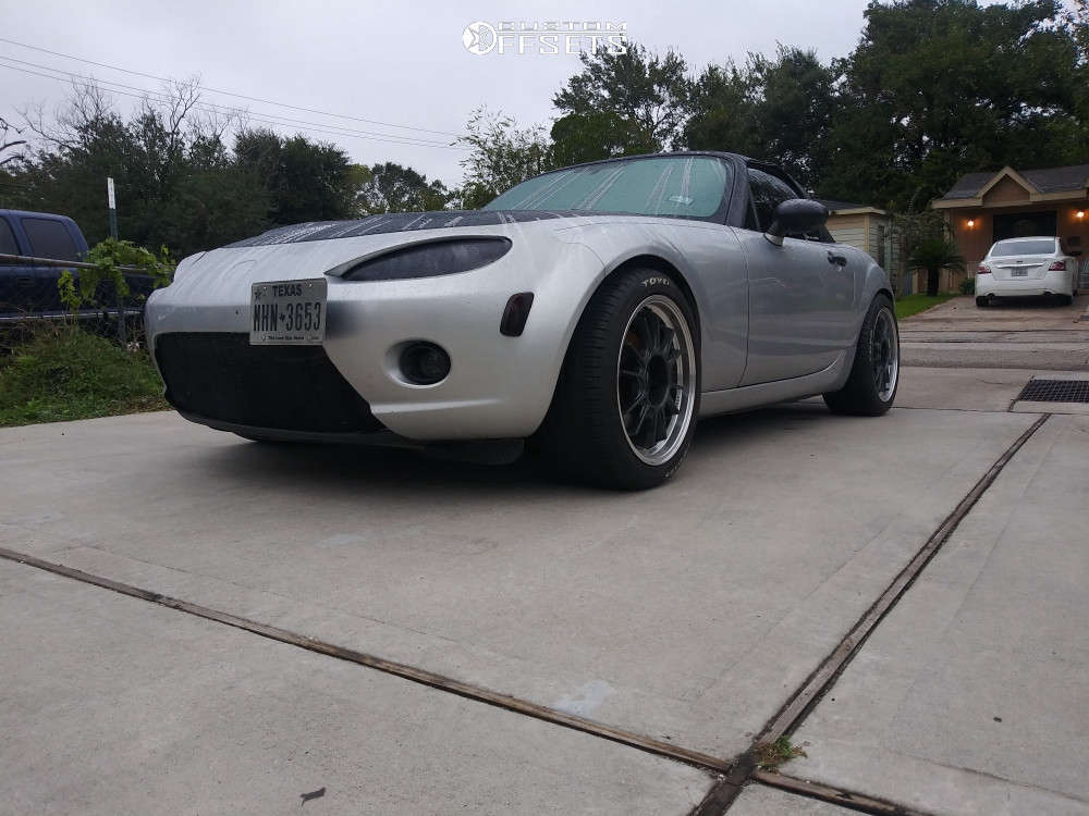 2006 Mazda MX-5 Miata with 17x9 40 Konig Hypergram and 245/40R17 Toyo ...