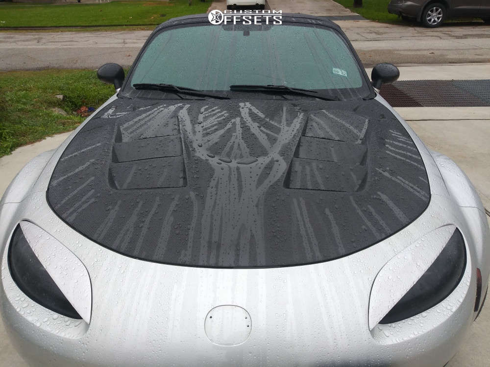 2006 Mazda MX-5 Miata with 17x9 40 Konig Hypergram and 245/40R17 Toyo ...