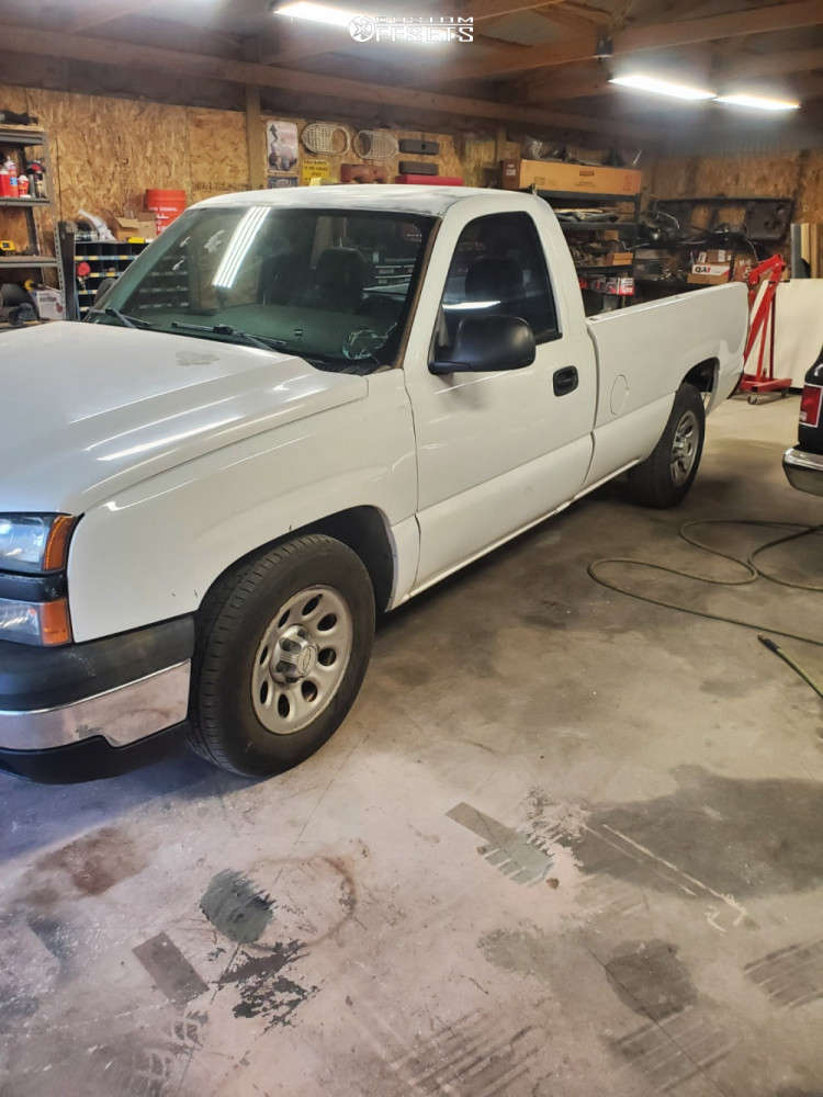 2006 Chevrolet Silverado 1500 with 17x8.5 0 Method Mr704 and 265/70R17 ...