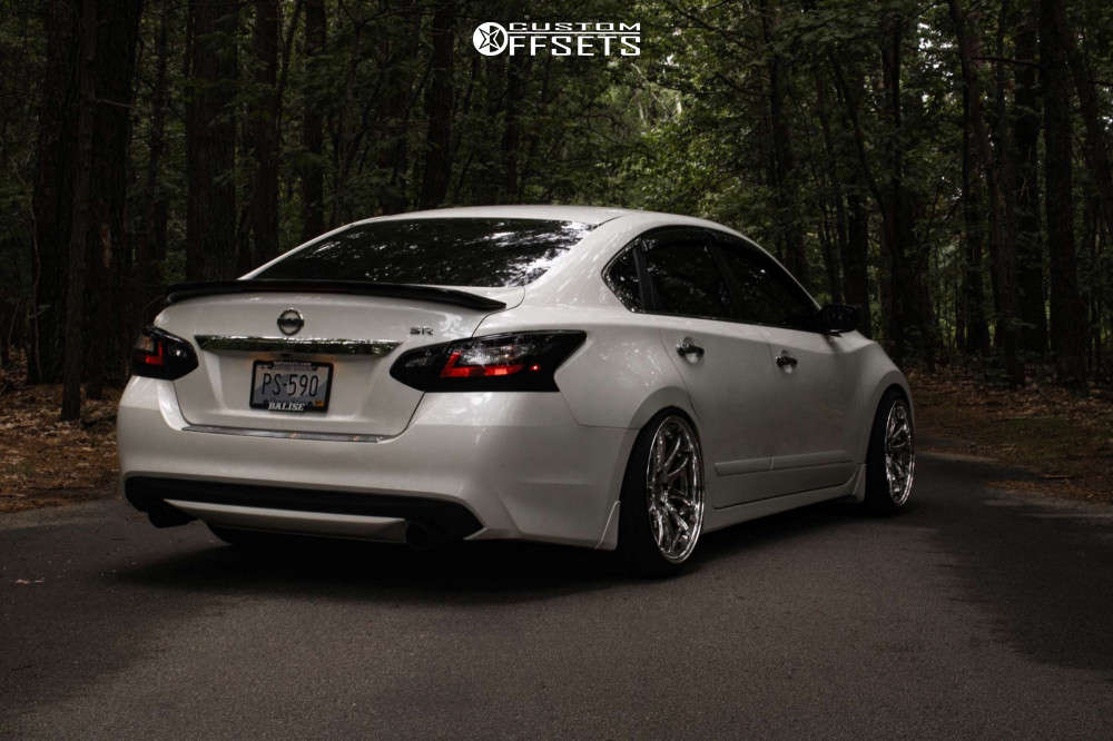 2017 Nissan Altima Wheel Offset Nearly Flush Coilovers | 1946456 ...