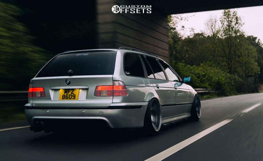 2002 BMW 540i with 18x10.5 5 7Twenty Style 55 and 245/35R18 Nankang Ns ...