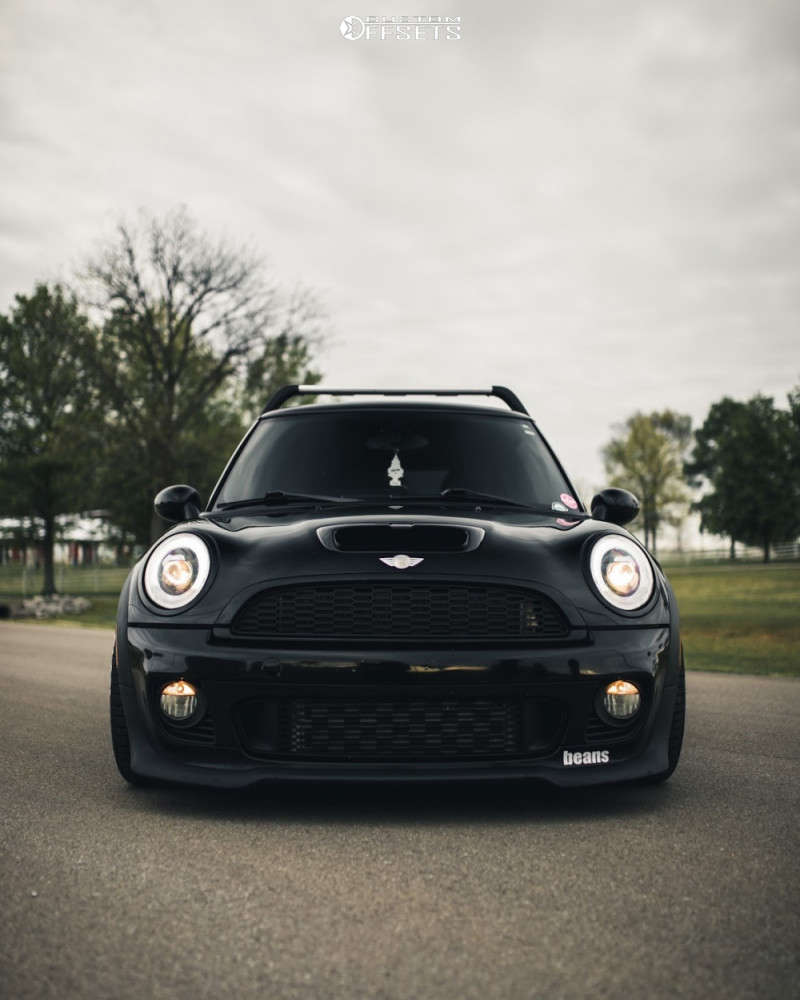 2011 Mini Cooper with 17x7.5 40 XXR 527 and 215/45R17 Michelin Pilot ...