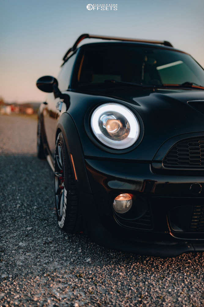 2011 Mini Cooper with 17x7.5 40 XXR 527 and 215/45R17 Michelin Pilot ...