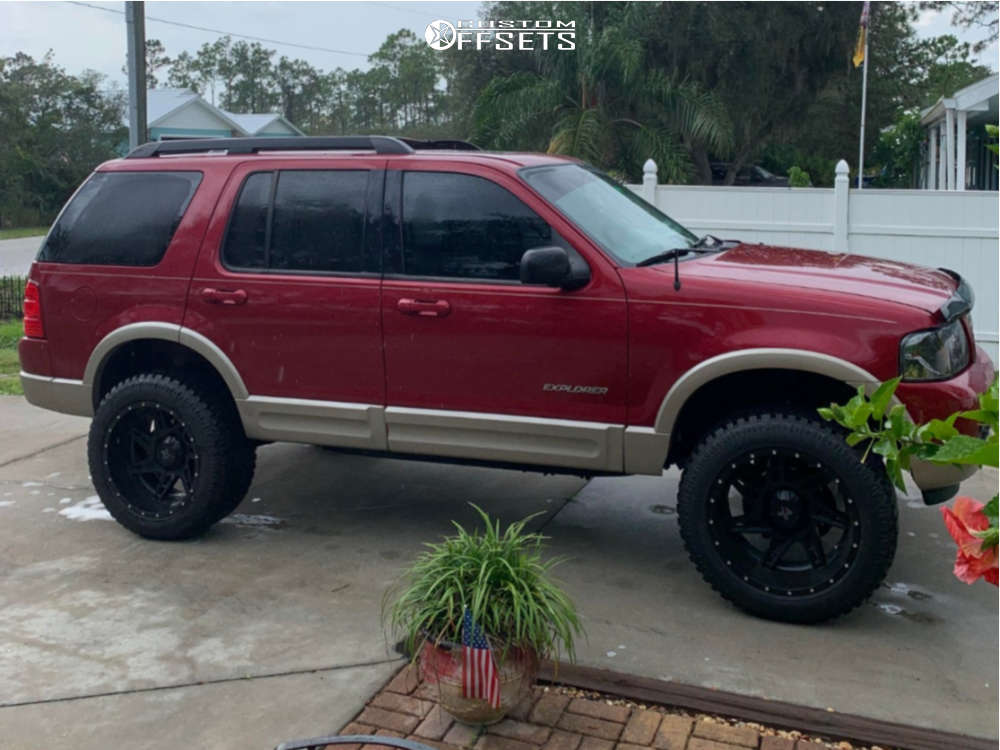 2004 Ford Explorer with 20x12 -44 DX4 Skull and 33/12.5R20 Atturo Tire ...