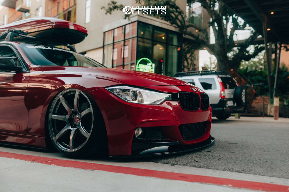 2013 BMW 328i Wheel Offset Flush Air Suspension | 1949346 | Custom Offsets