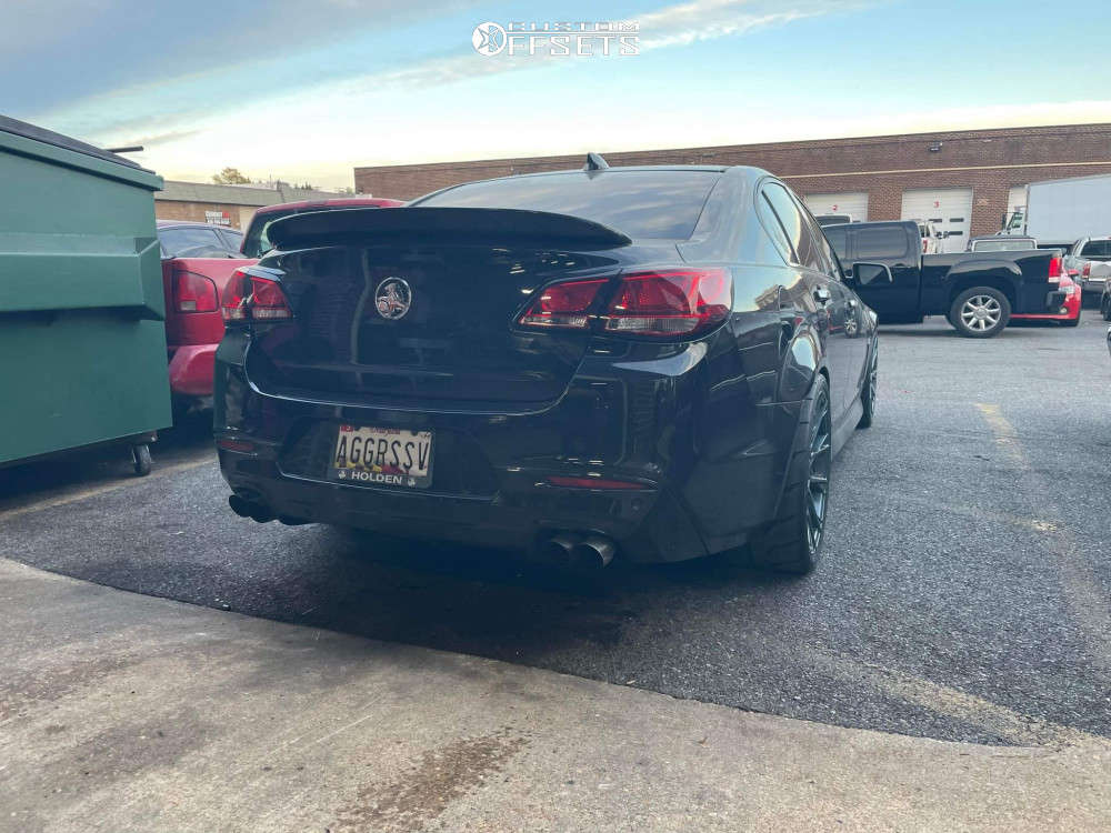 2015 Chevrolet SS with 20x9 38 Niche Staccato and 255/35R20 Toyo Tires ...