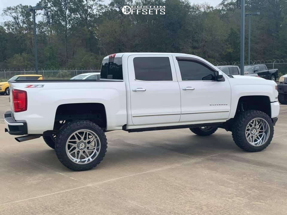 2016 Chevrolet Silverado 1500 with 22x12 -44 Hostile Sprocket and 35/12.5R22 Kenda Klever M/t ...
