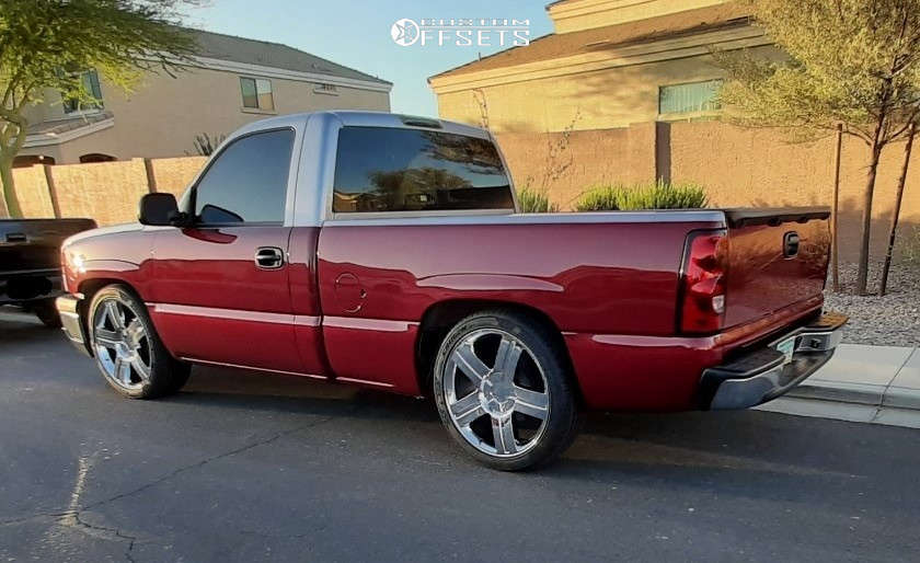 2004 Chevrolet Silverado 1500 with 22x9 30 Eclipse Replica 258 and 265 ...