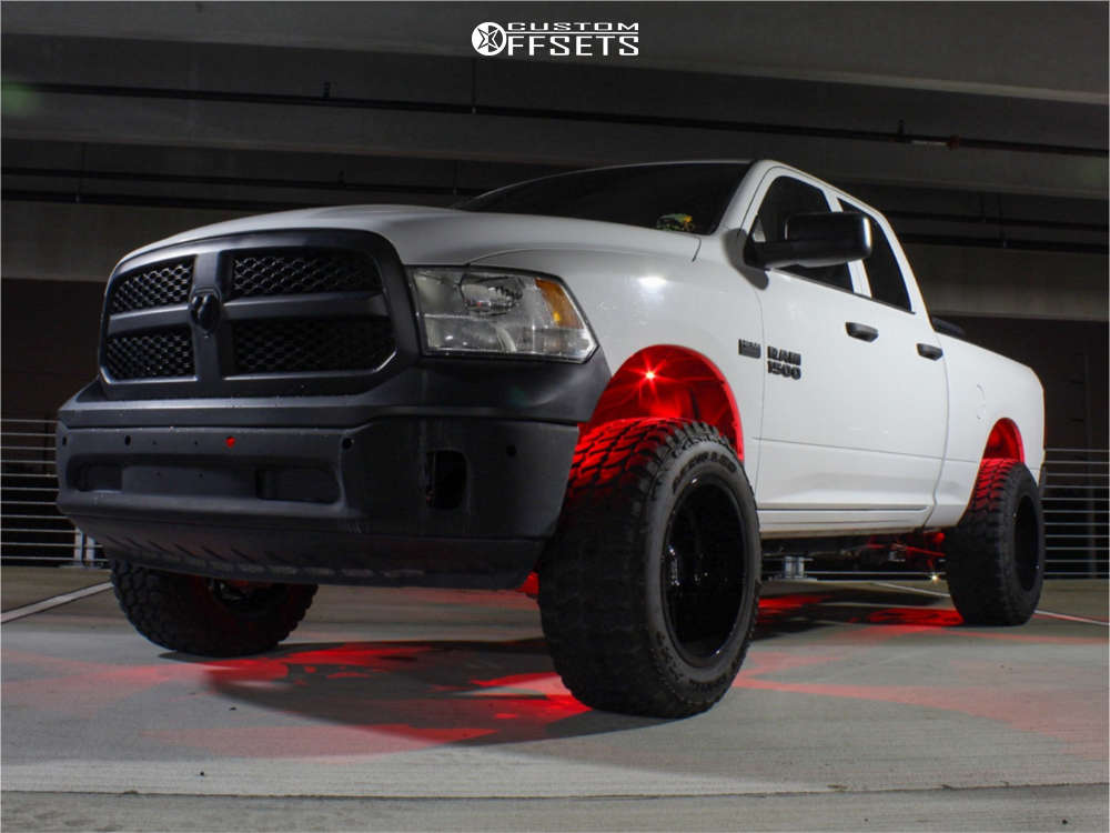 2014 Ram 1500 with 20x12 -51 Hardrock Overdrive and 35/12.5R20 Achilles ...
