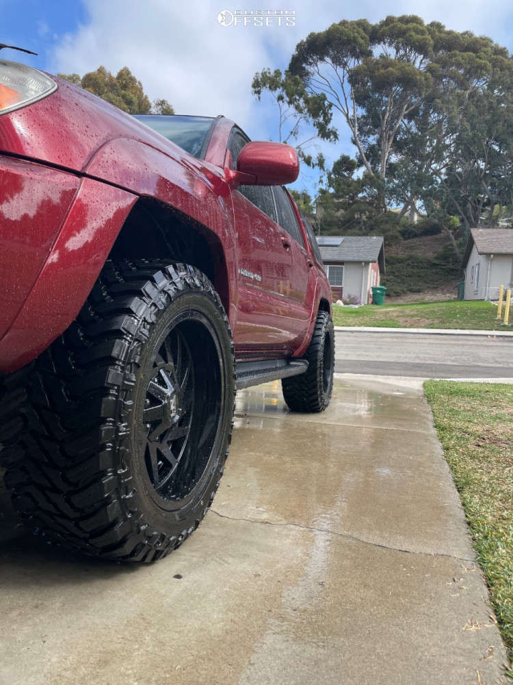 2005 Toyota 4Runner with 20x10 -19 Hardrock Crusher H704 and 33/12.5R20 ...