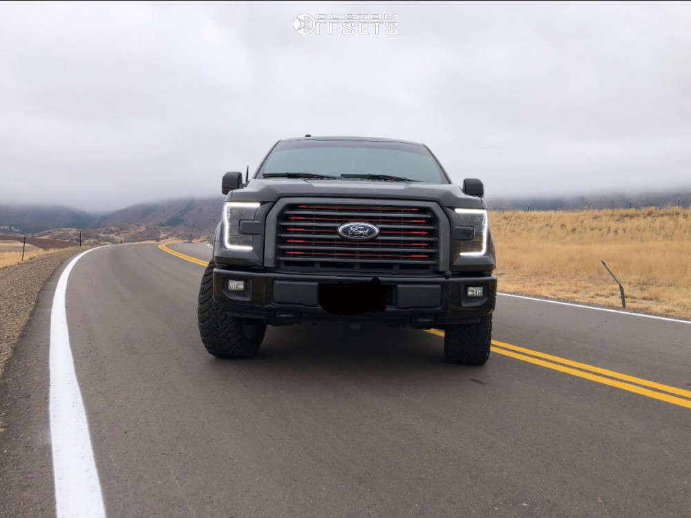 2017 Ford F-150 with 20x9 1 Fuel Tech and 33/12.5R20 Toyo Tires Open ...