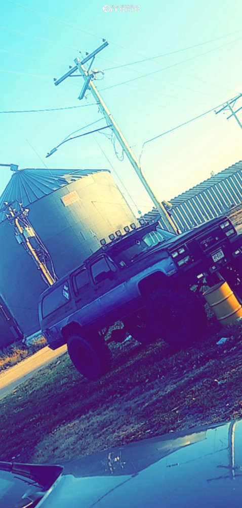 1991 Chevrolet R2500 Suburban with 20x12 -44 American Offroad Renegade ...