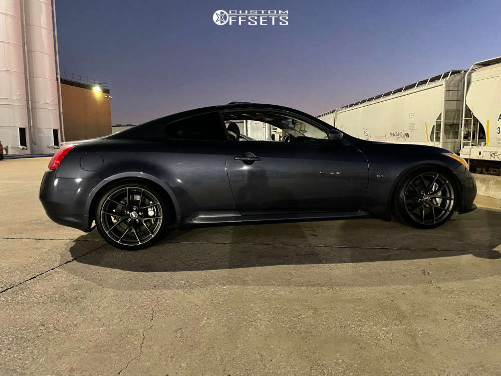 2008 INFINITI G37 with 19x9.5 22 ESR Rf2 and 245/35R19 Zeetex Hp1000 ...