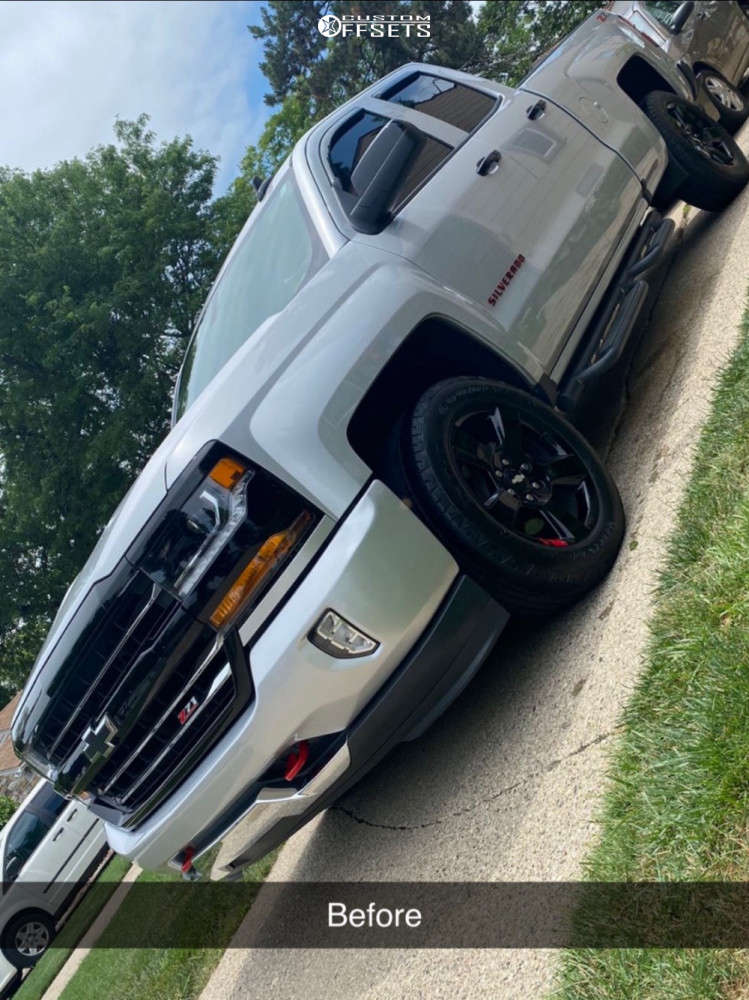 2018 Chevrolet Silverado 1500 with 20x10 -25 Vision Razor and 33/10 ...