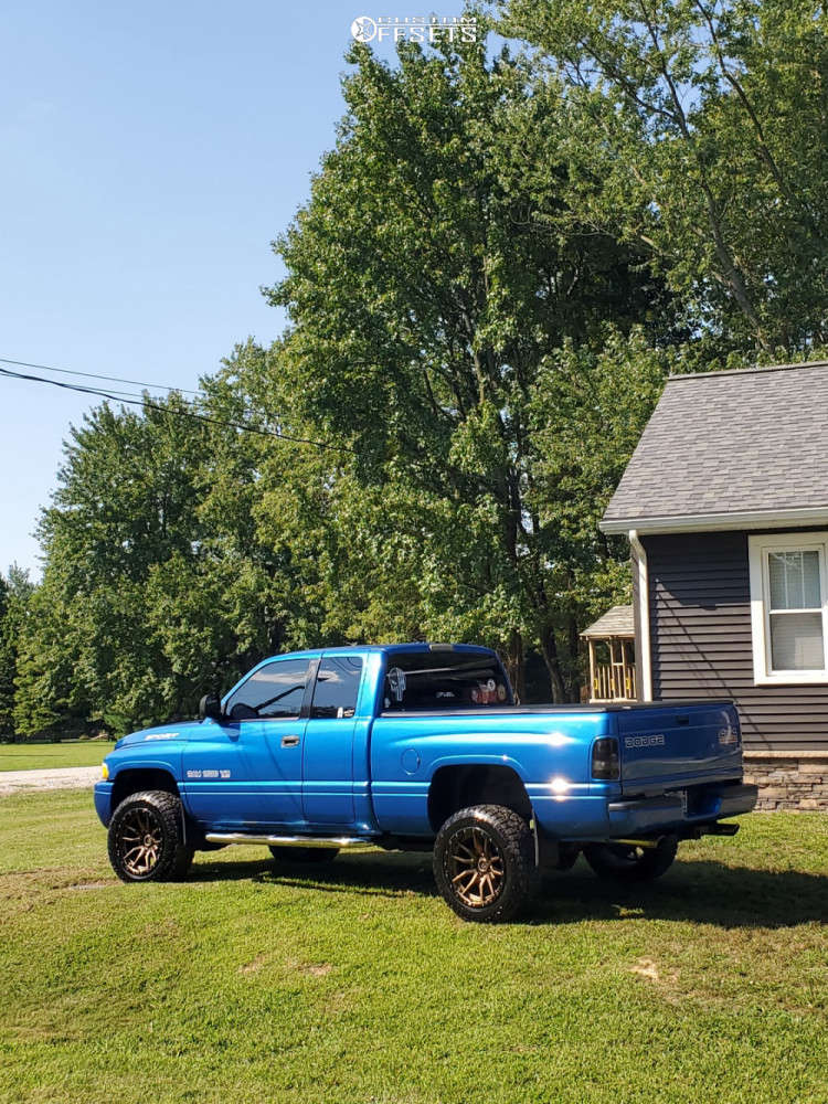 2000 Dodge Ram 1500 with 20x10 -12 Fuel Rebel and 275/55R20 Venom Power ...