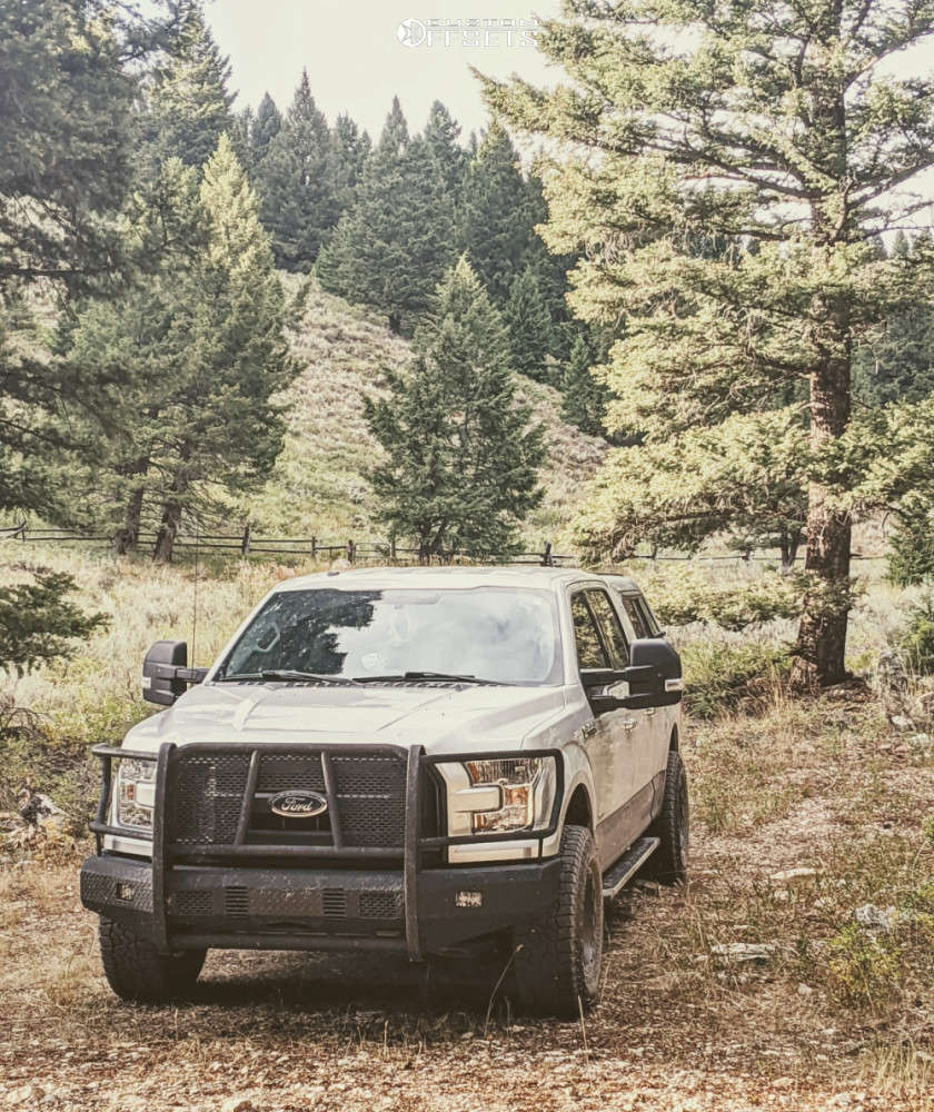 2017 Ford F-150 with 17x9 -12 Fuel Enduro and 32/10.5R17 Falken ...