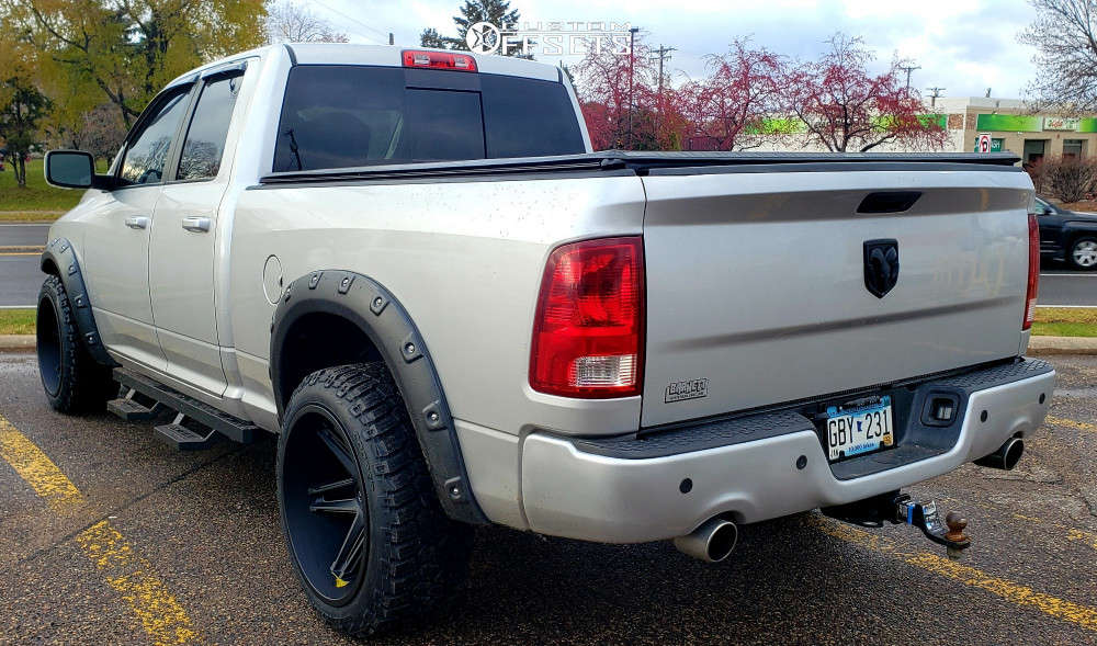 2010 Dodge Ram 1500 with 22x12 -51 Vision Razor and 285/45R22 Cooper ...