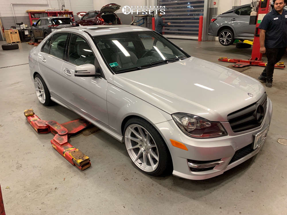 2013 Mercedes-Benz C300 with 18x9.5 35 Aodhan Ah09 and 235/40R18 ...