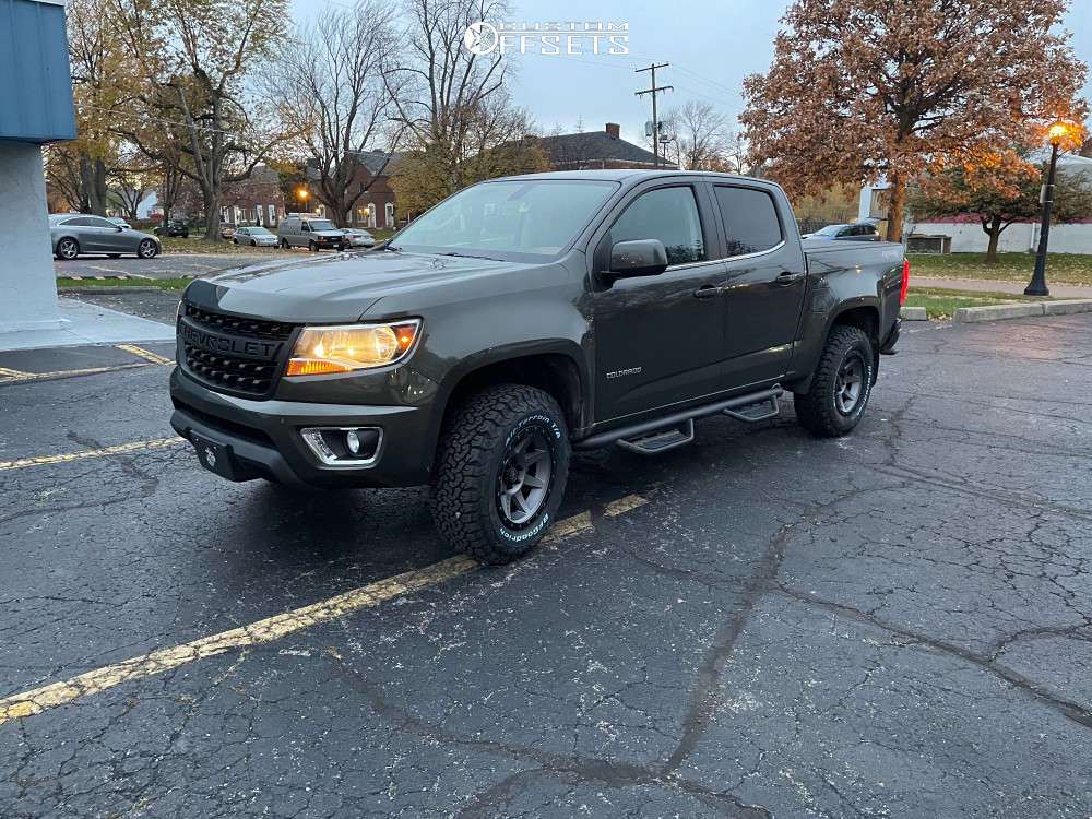 2018 Chevrolet Colorado with 17x8.5 0 Icon Rebound and 265/70R17 ...