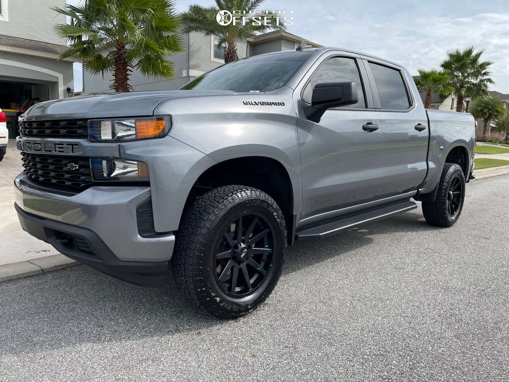 2021 Chevrolet Silverado 1500 with 20x9 0 Alloy Ion 143 and 33/9.5R20 ...