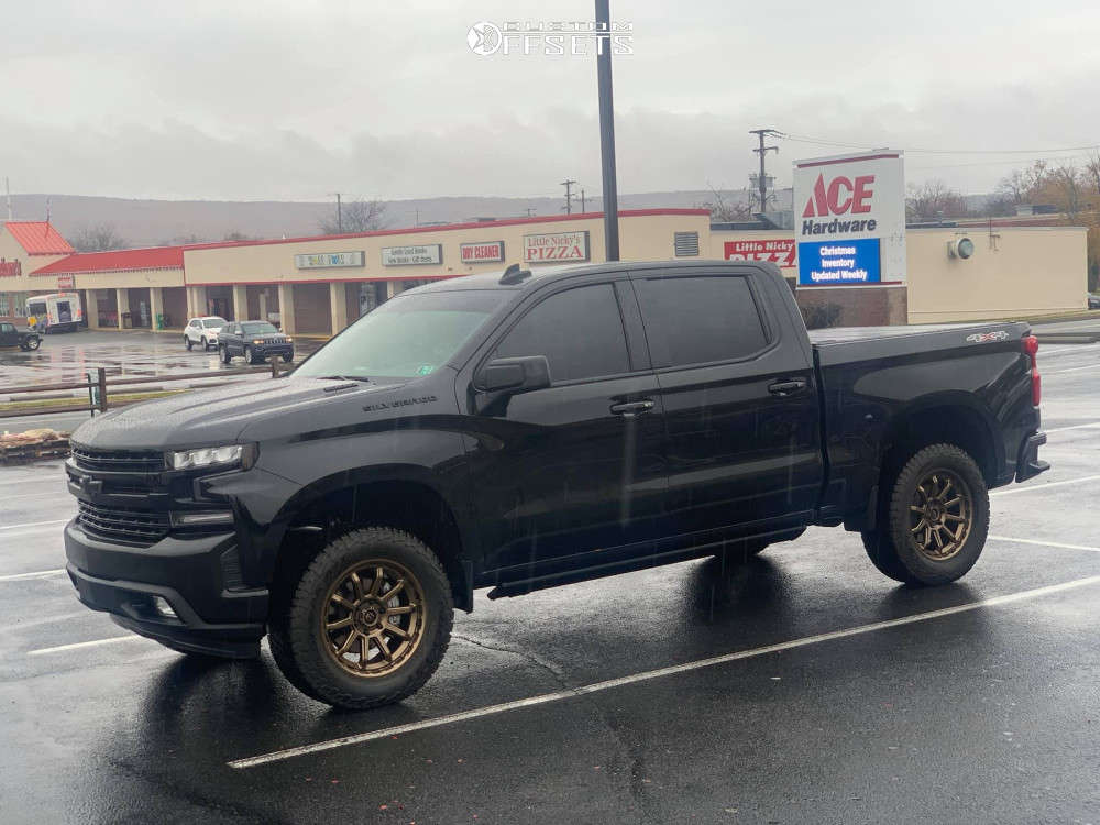 2021 Chevrolet Silverado 1500 with 20x9 20 Fuel Torque and 35/12.5R20 ...
