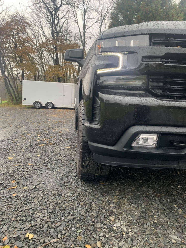 2021 Chevrolet Silverado 1500 with 20x9 20 Fuel Torque and 35/12.5R20 ...