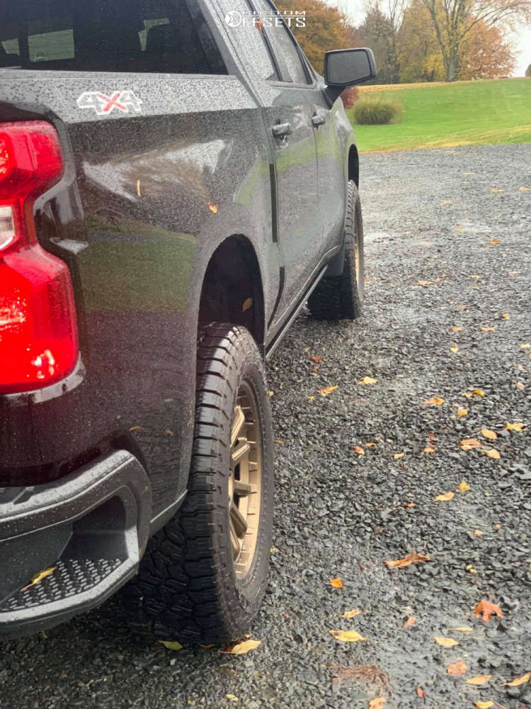 2021 Chevrolet Silverado 1500 with 20x9 20 Fuel Torque and 35/12.5R20 ...