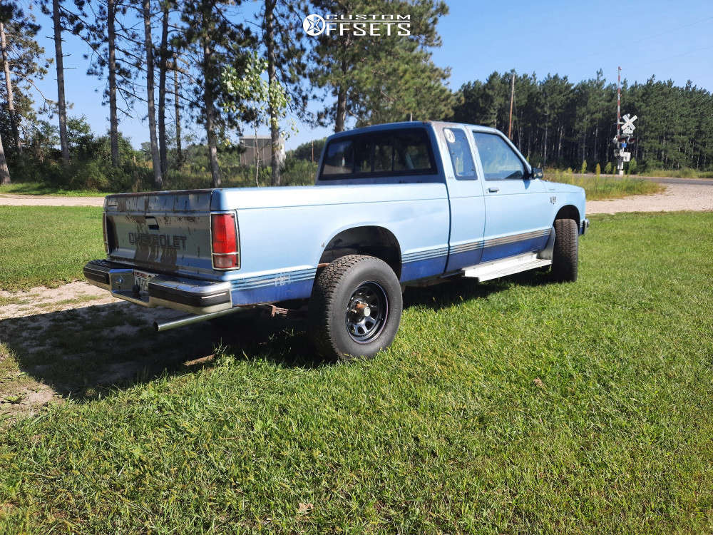 1984 Chevrolet S10 with 15x8 0 Pro Comp 51 and 29/8.5R15 Goodyear ...